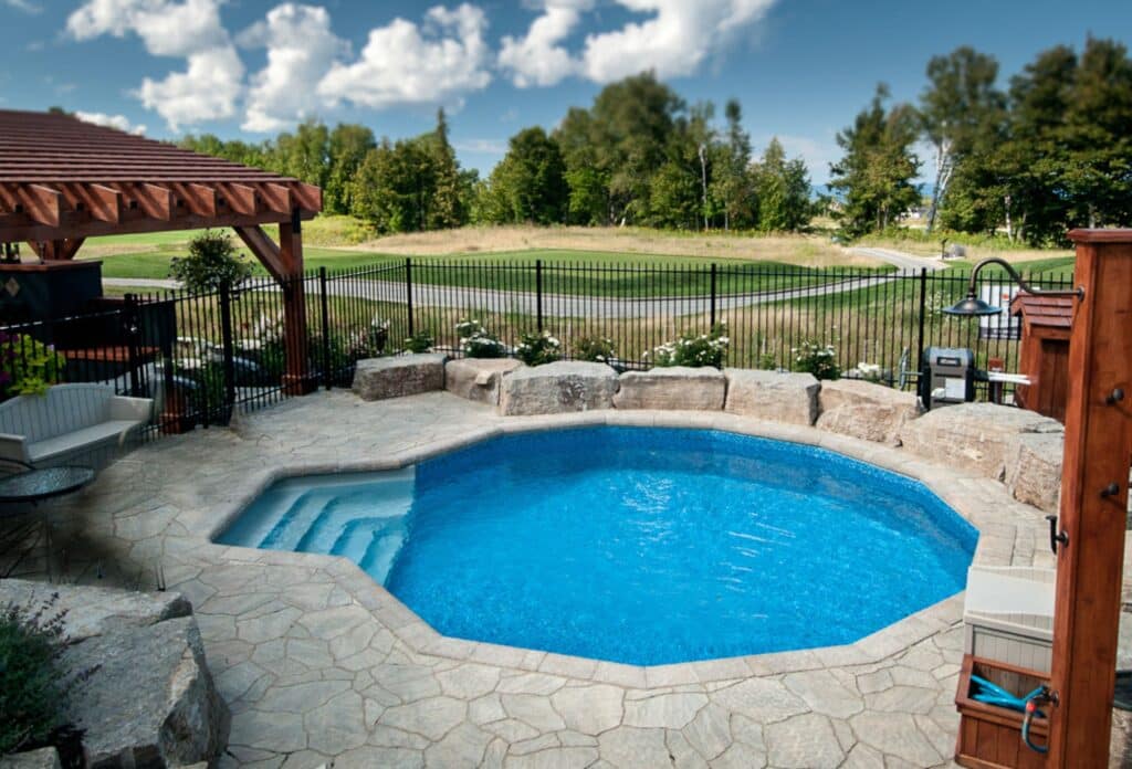 Round Shape – Johnson's Pools
