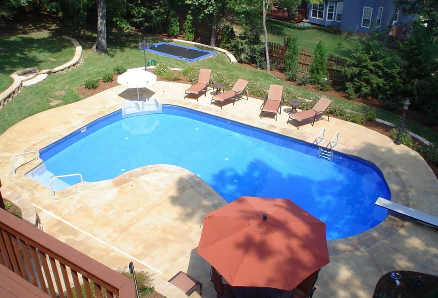 Niagara Shape – Johnson's Pools