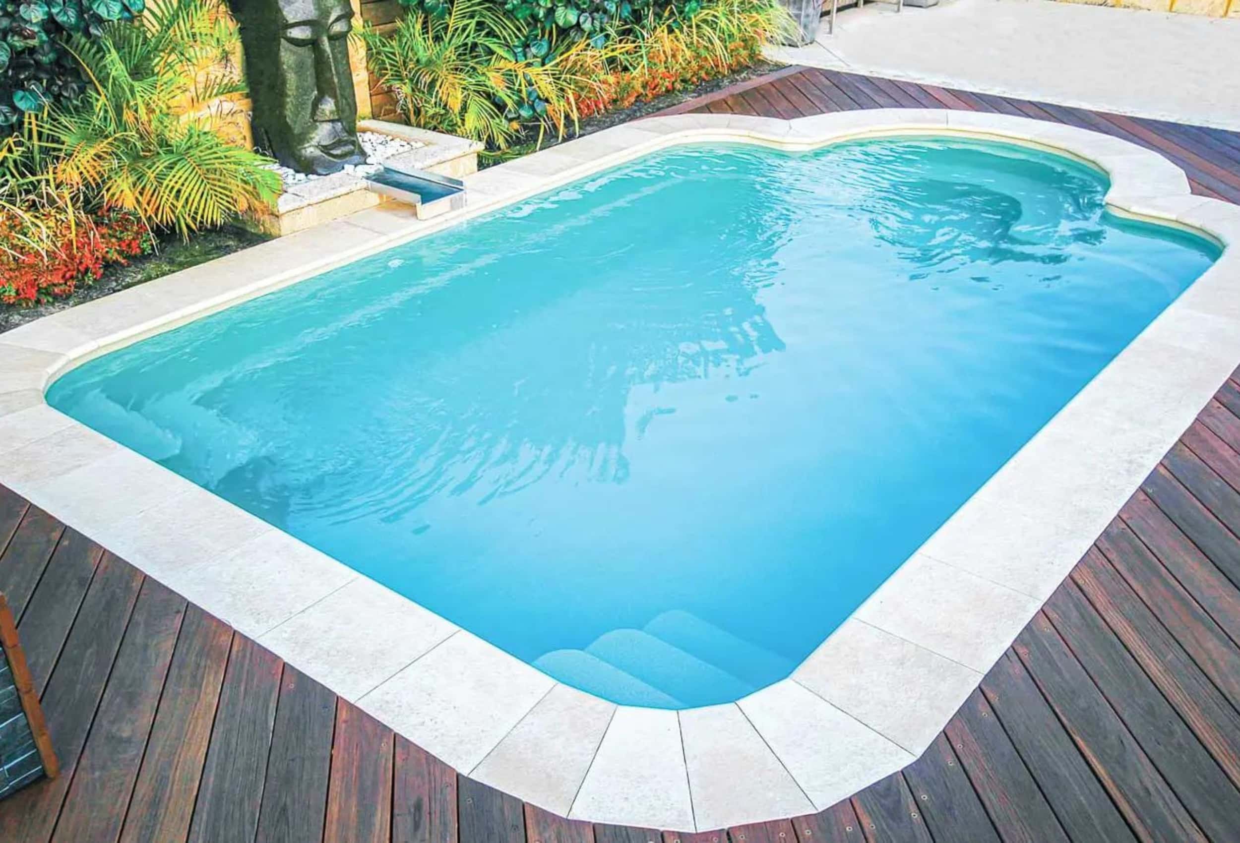 The Courtyard Roman™ – Johnson's Pools